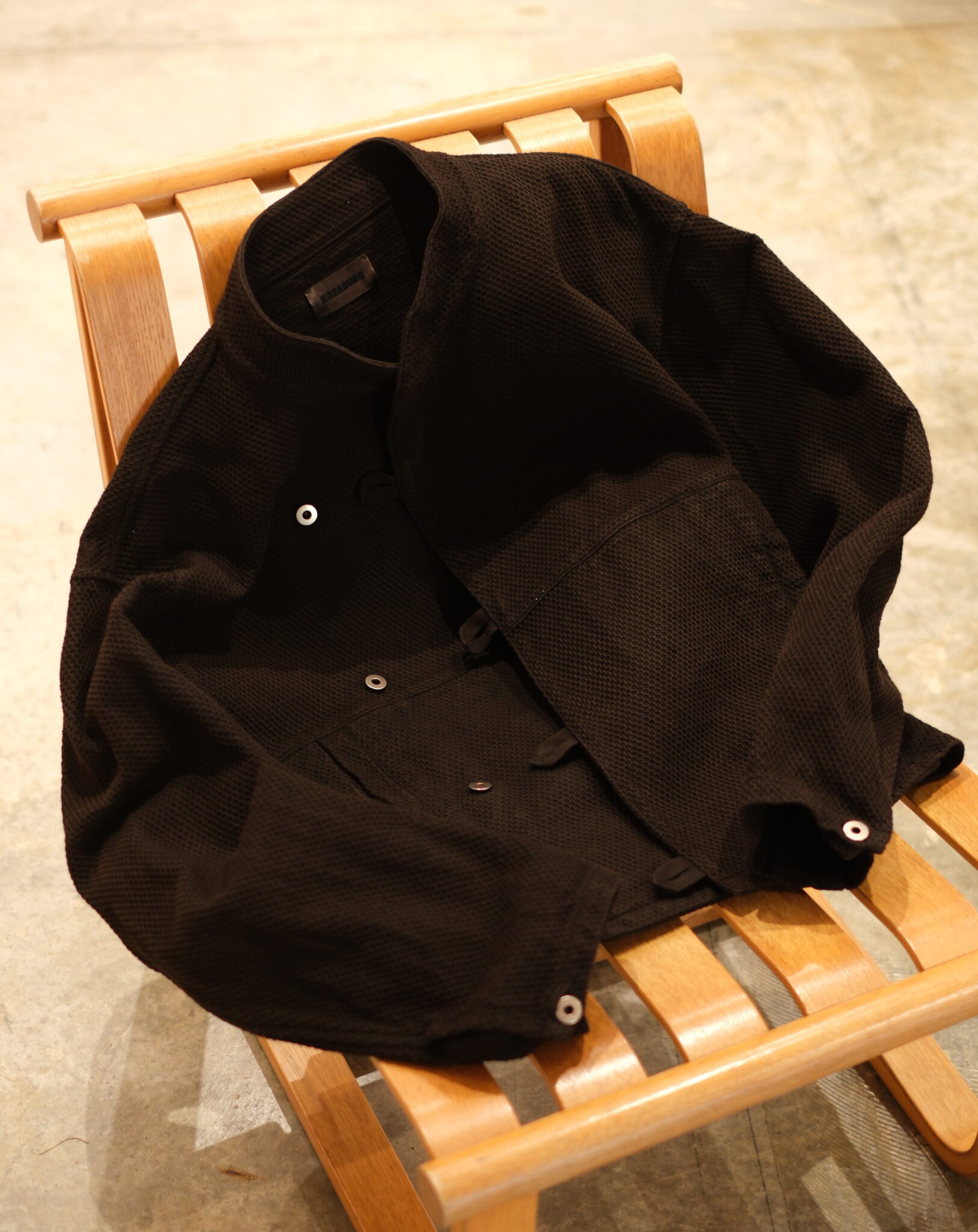 KOZABURO_Monk Jacket AMAMI DORO MUD DYE - IDIOME オフィシャルサイト